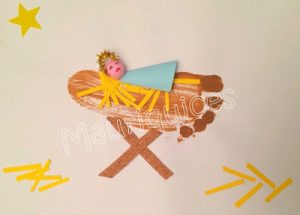 Footprint Nativity | Fun Family Crafts