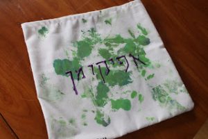 Afikoman Bag | Fun Family Crafts