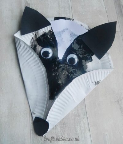 Paper Plate Badger | Fun Family Crafts