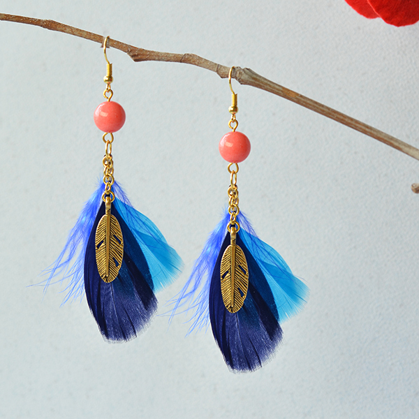 Feather Dangle Earrings | Fun Family Crafts