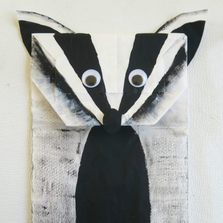 paper bag Archives | Fun Family Crafts