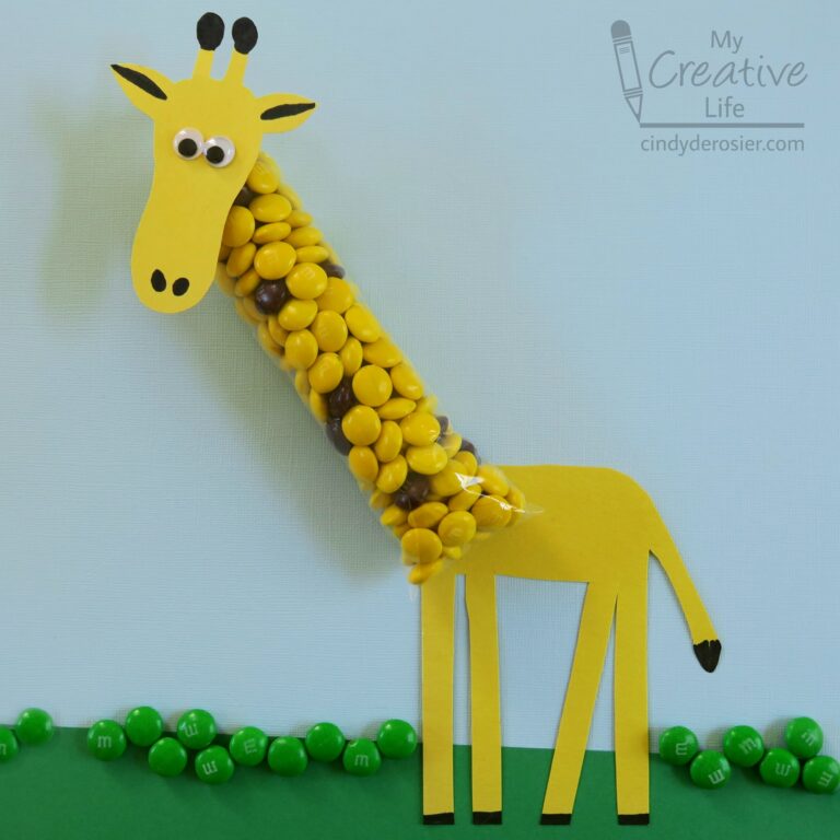 M&M Candy Giraffe | Fun Family Crafts