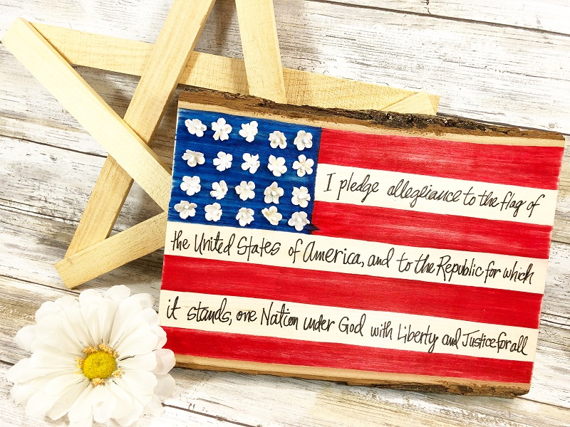 Hand Lettered American Flag Plaque | Fun Family Crafts