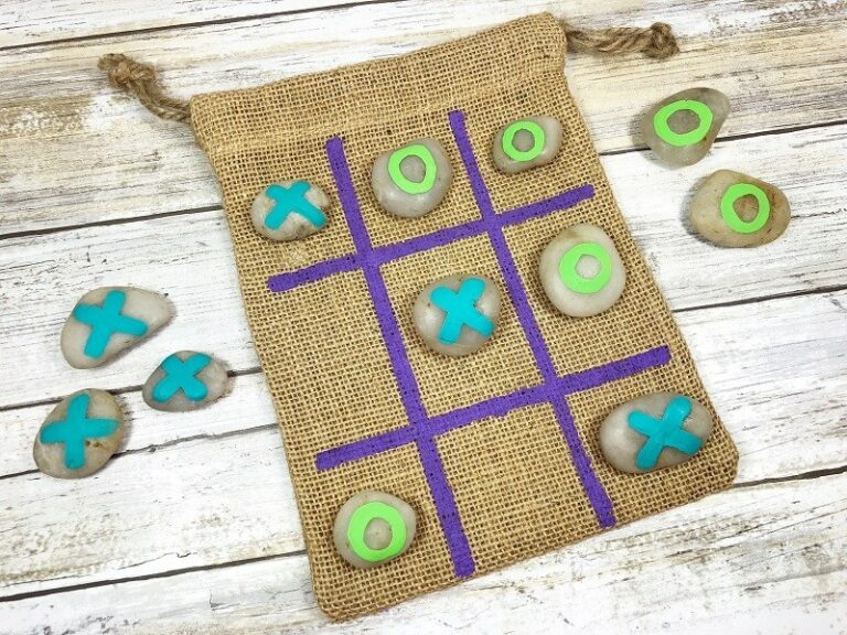 Travel Tic Tac Toe Game | Fun Family Crafts