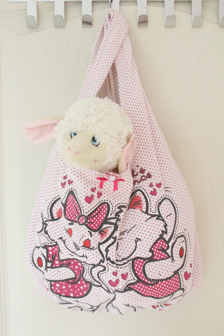 No-Sew T-Shirt Tote Bag | Fun Family Crafts