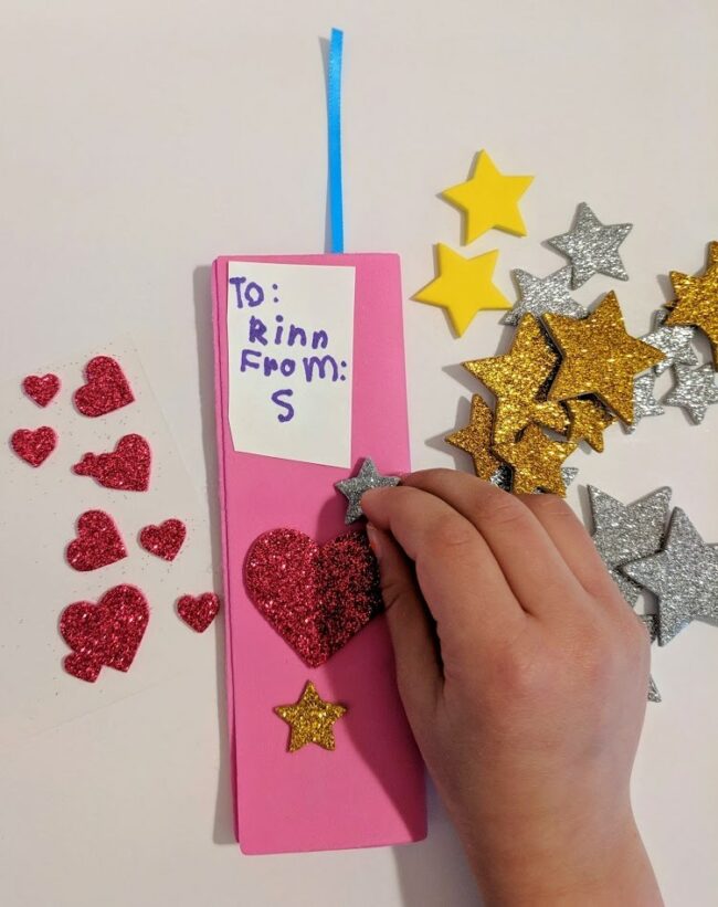Kindness Bookmarks | Fun Family Crafts