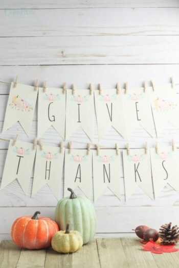 Thanksgiving Printable Banner | Fun Family Crafts