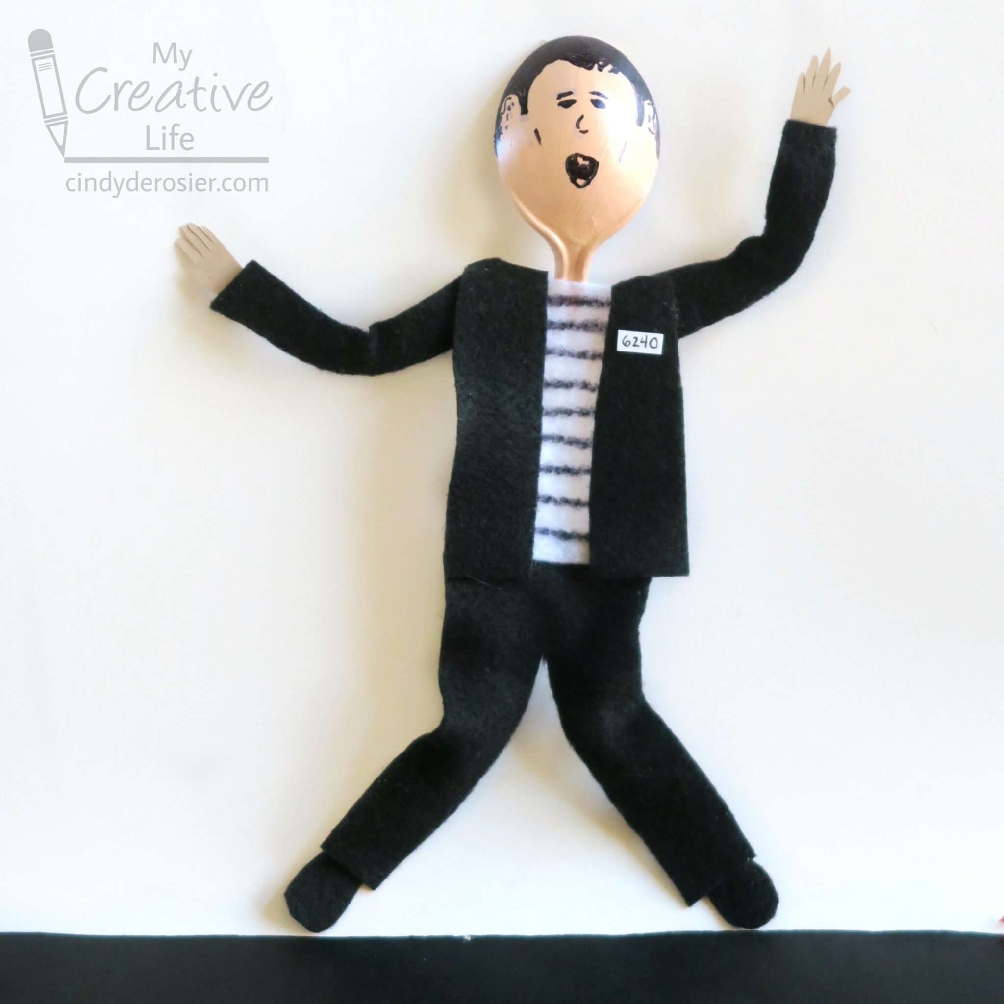 Posable Spoon Elvis | Fun Family Crafts