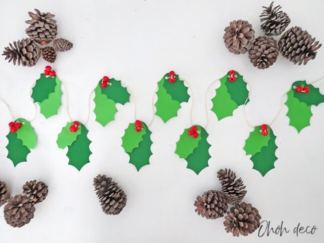 Christmas Holly Garland | Fun Family Crafts