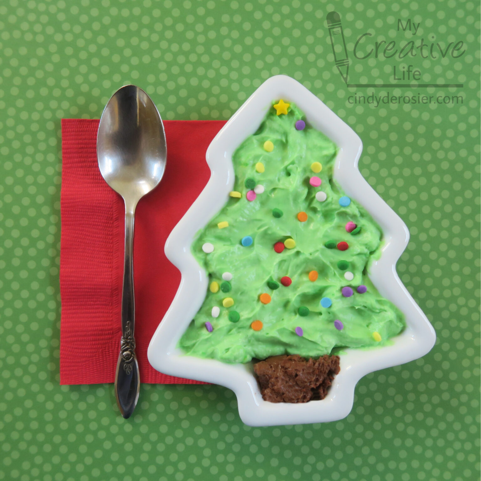 Christmas Tree Mint Cheesecake Mousse | Fun Family Crafts