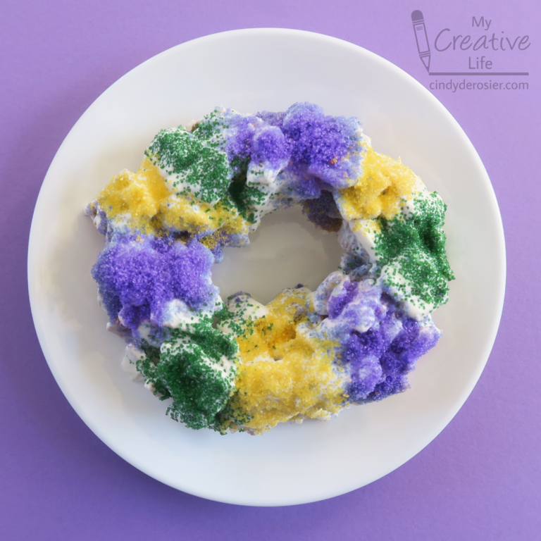 Mardi Gras Cereal Treat | Fun Family Crafts