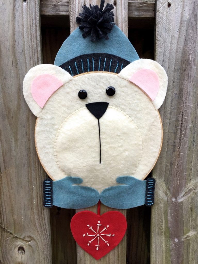 Polar Bear Hoop Wreath | Fun Family Crafts