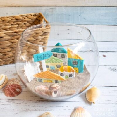 Ocean Crafts for Kids: hundreds of ocean themed ideas