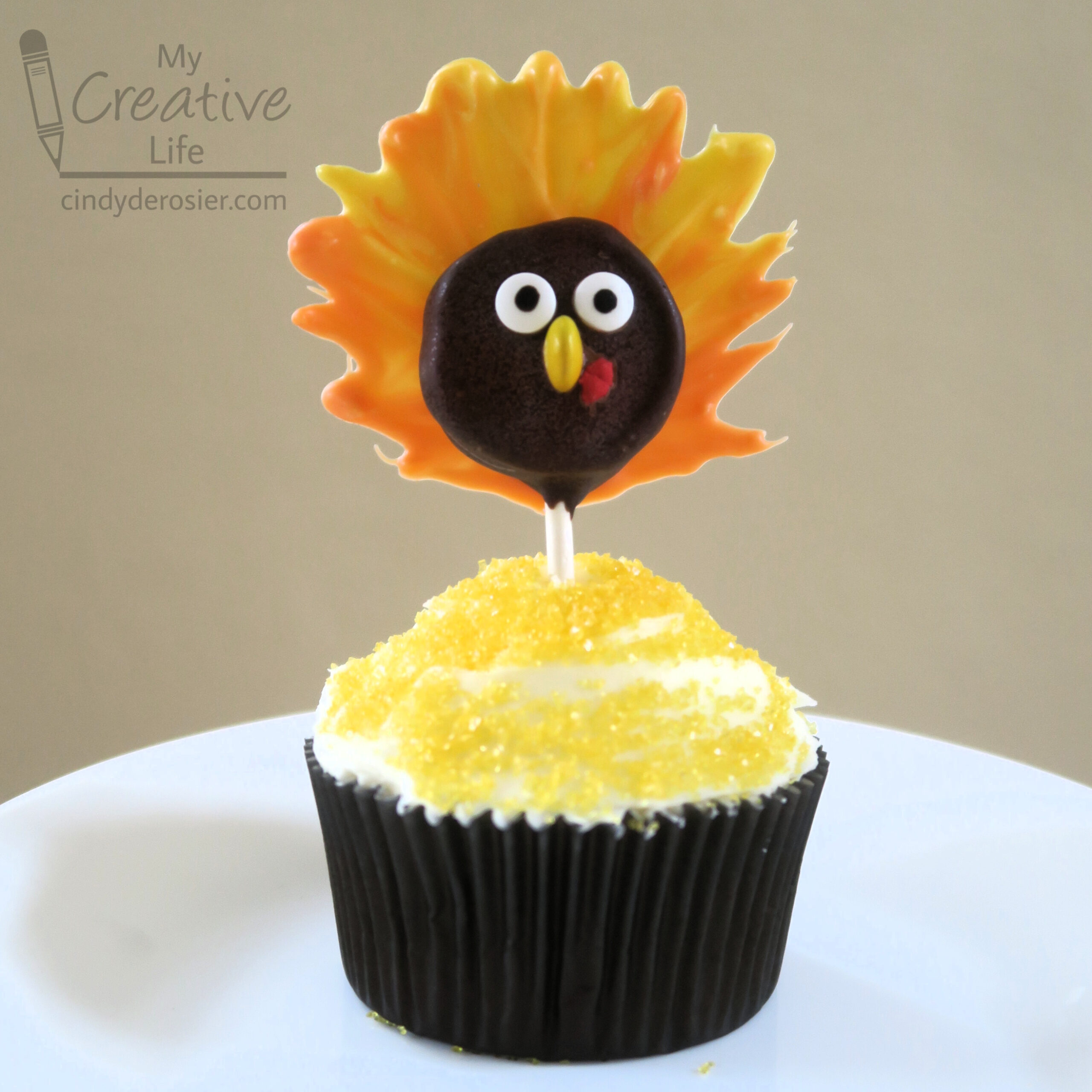 Turkey Lollipop Cupcake Topper | Fun Family Crafts