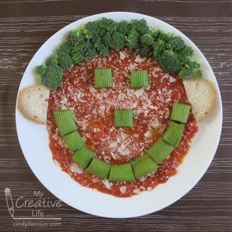 Pasta Happy Face Dinner | Fun Family Crafts